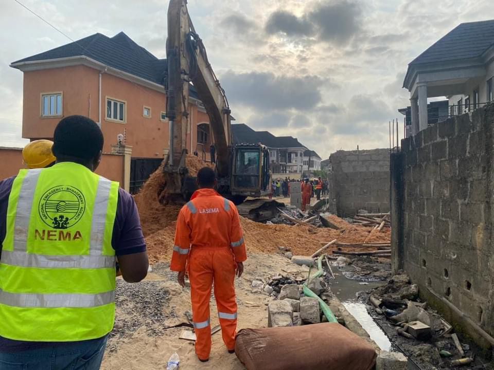 3 die in Lagos building collapse