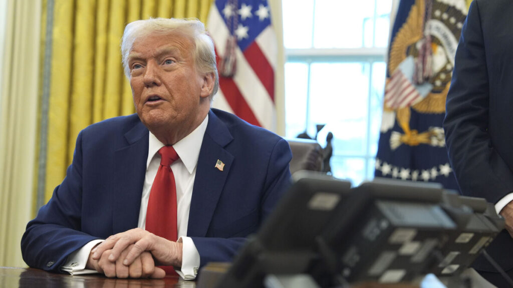 Trump threatens 100% tariff on Canada over deal with China - TheStar