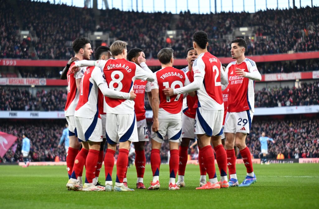 Arsenal lose £17.7m despite record revenues