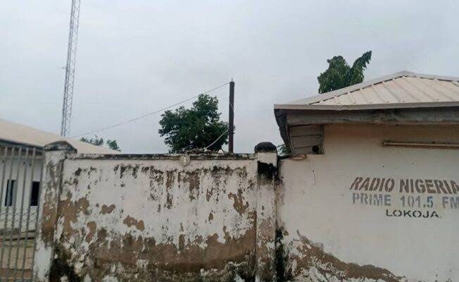 Radio Nigeria goes off air in Kogi after armed robbery attack - TheStar