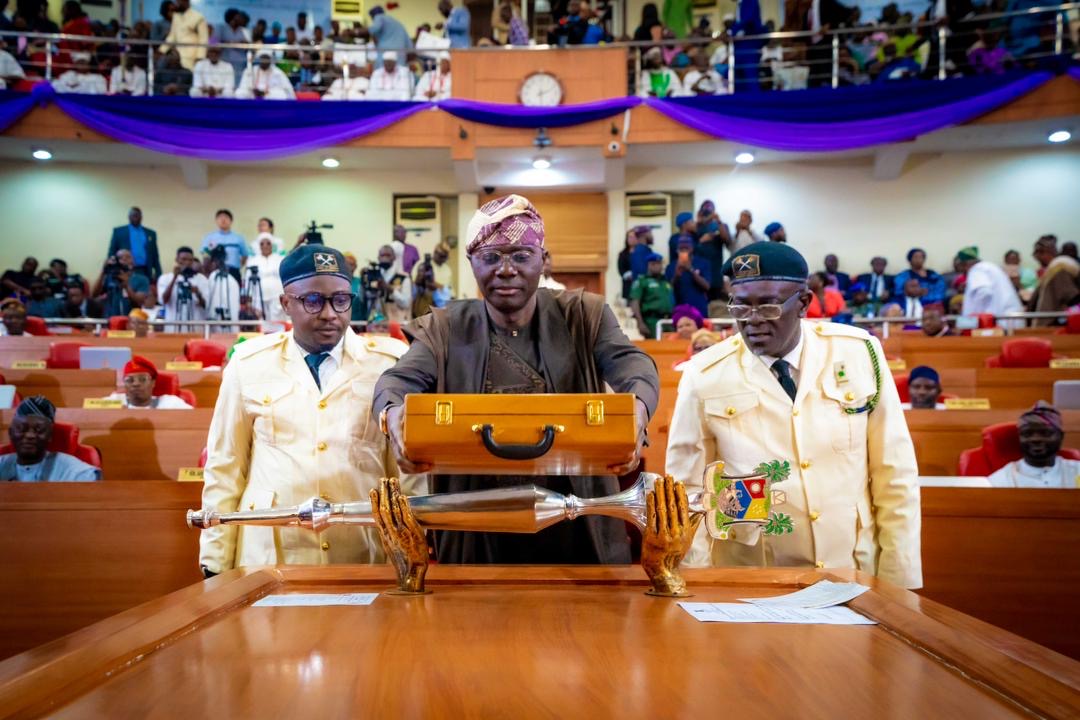 Sanwo-Olu presents N4.24trn 2026 budget to Lagos Assembly - TheStar